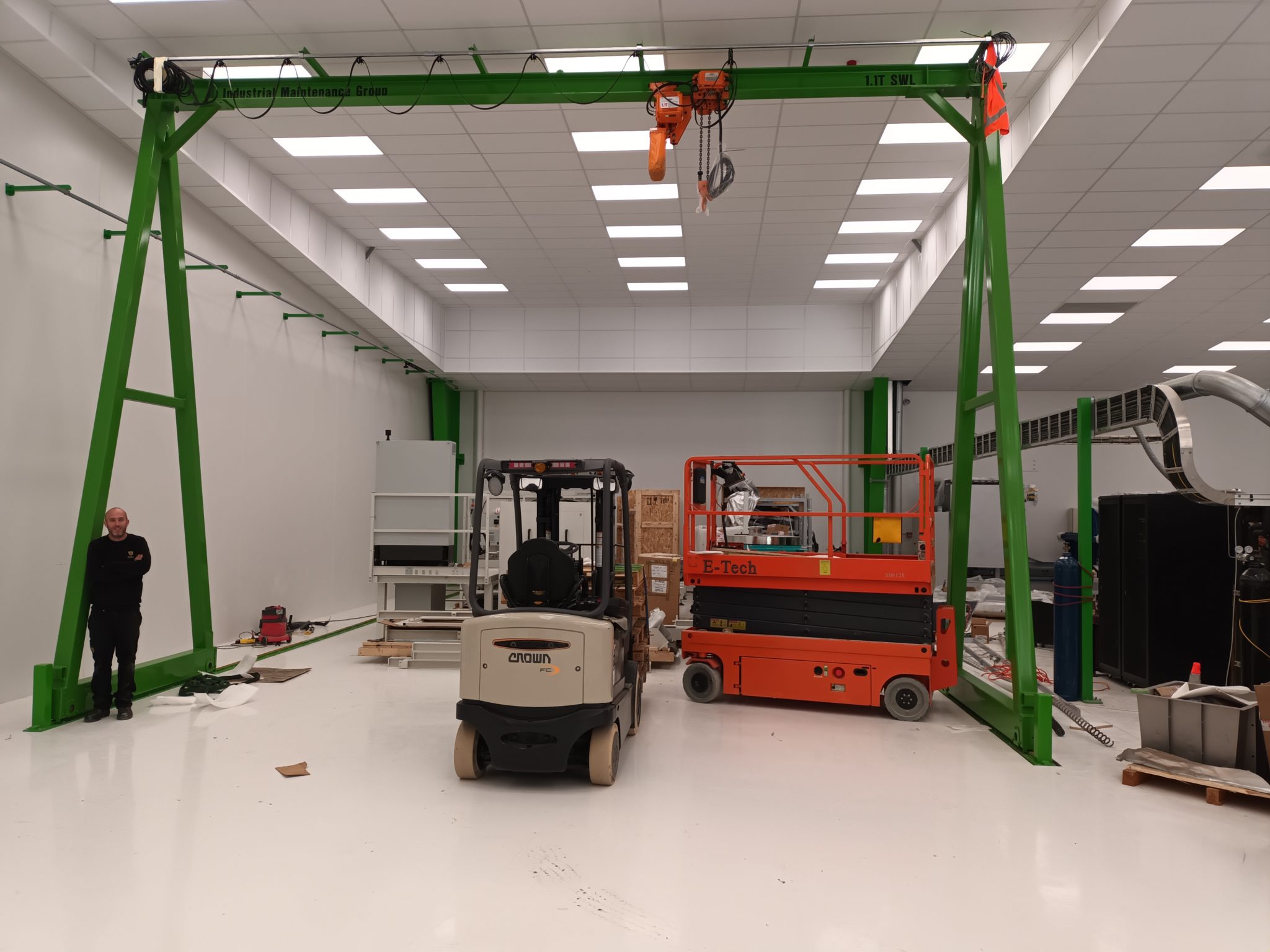 Industrial Maintenance Group | Freestanding Gantry Cranes